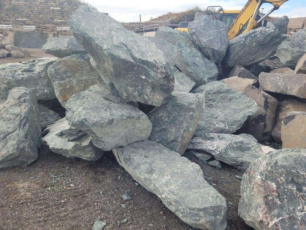 Diabas, naturgebrochen bis 3t - BollerRocks