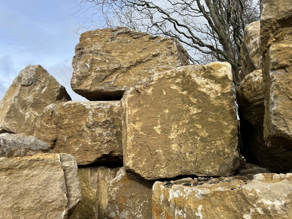 Muschelkalk Quader Stein für Schwerlastmauer Trockenmauer