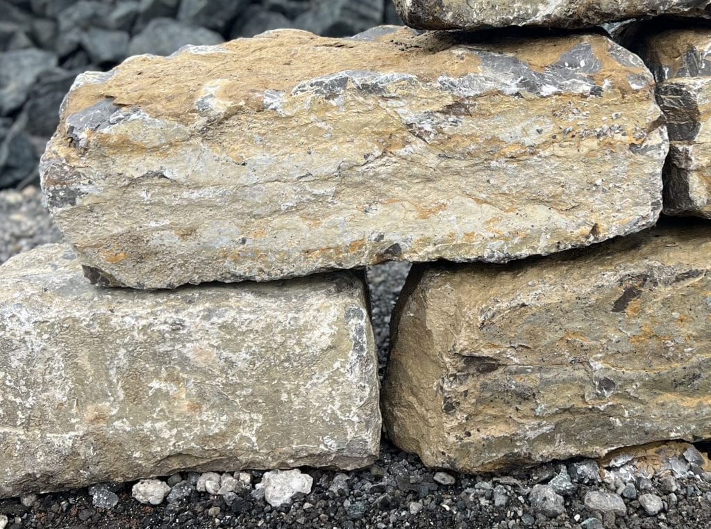 Muschelkalk Quaderstein Naturgebrochen sofort lieferbar!