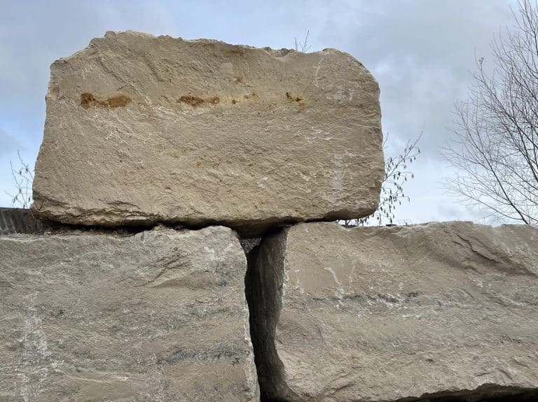 Jura Marmor Quaderstein Baustein Naturstein Steinblock auf Lager