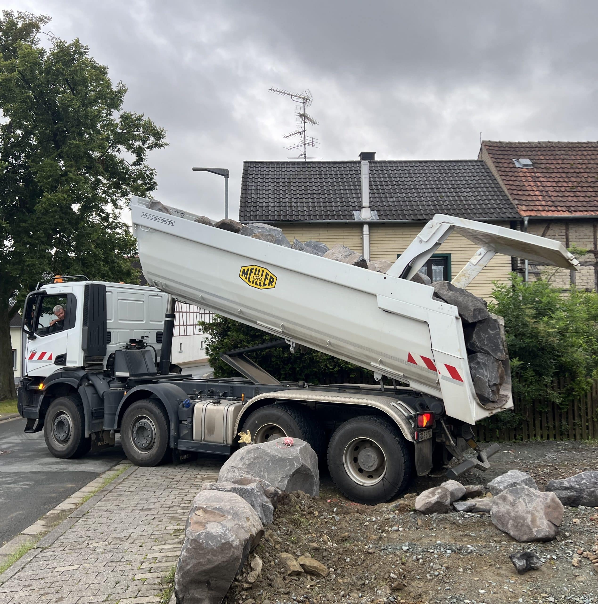 32t Vierachser Muldenkipper - BollerRocks