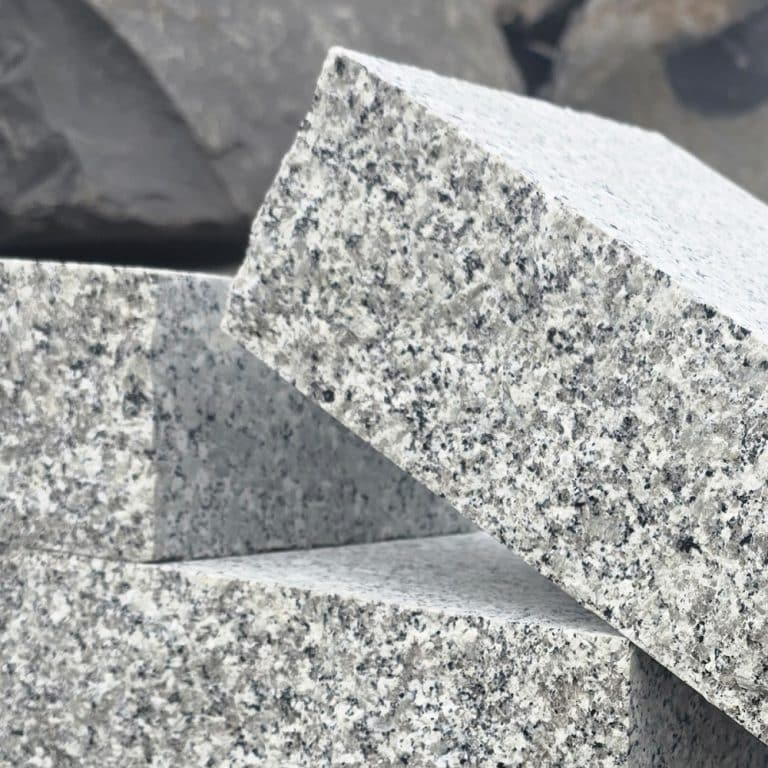 Granit Mauerstein Naturstein grau lieferbar!